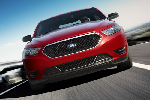 2013 Ford Taurus SHO flies under the radar [Video] | Torque News
